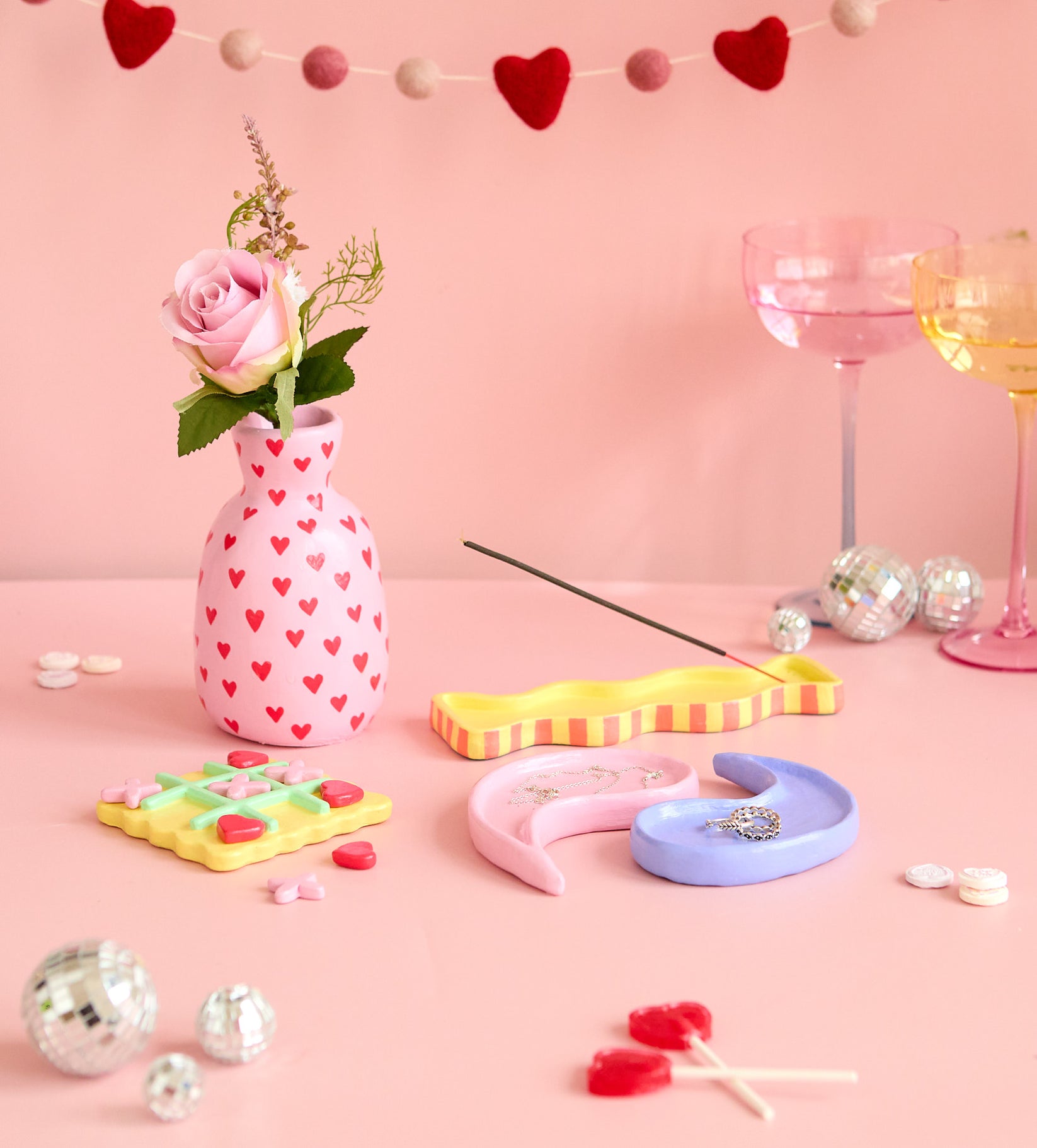 Open media 2 in modal